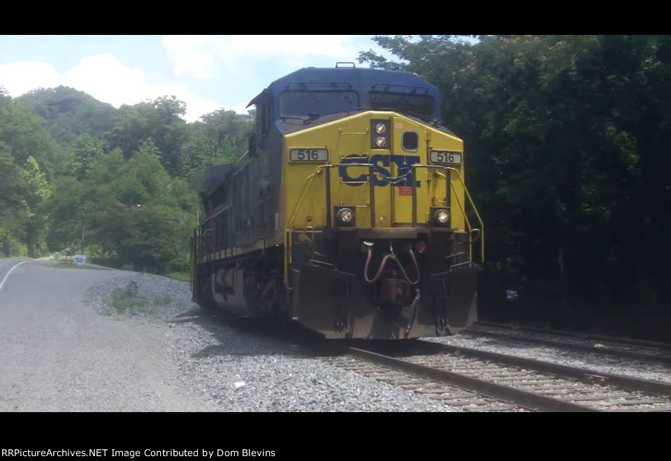 CSX 516 leads Light Power at Pikeville
